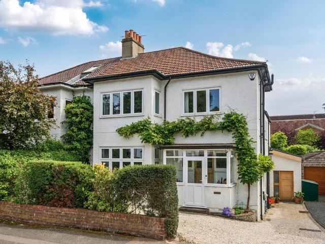 4 bedroom semi detached house for sale