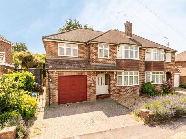 4 bedroom semi detached house for sale