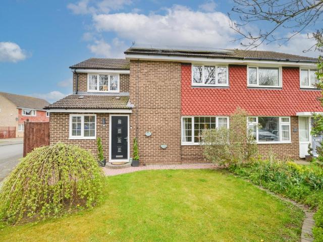 4 bedroom semi detached house for sale