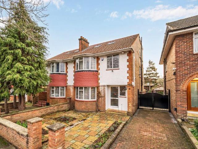 4 bedroom semi detached house for sale