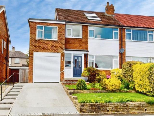 4 bedroom semi detached house for sale