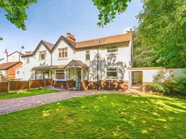 4 bedroom semi detached house for sale