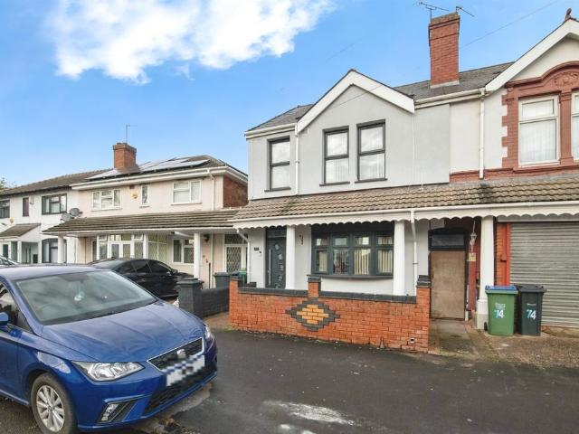 4 bedroom semi detached house for sale