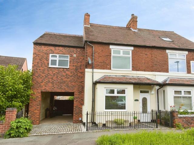 4 bedroom semi detached house for sale