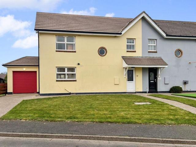 4 bedroom semi detached house for sale