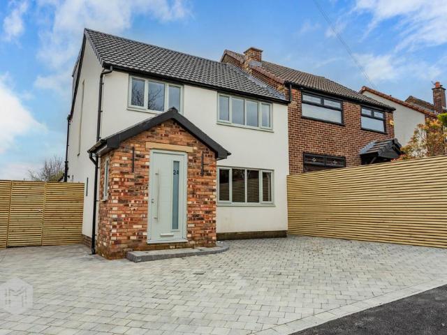4 bedroom semi detached house for sale