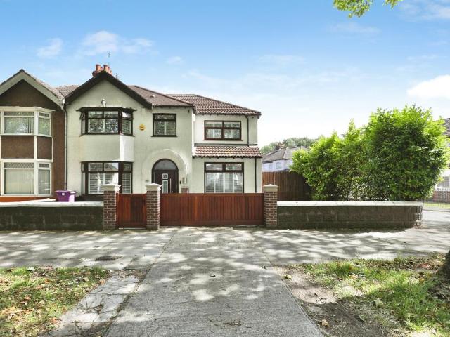 4 bedroom semi detached house for sale