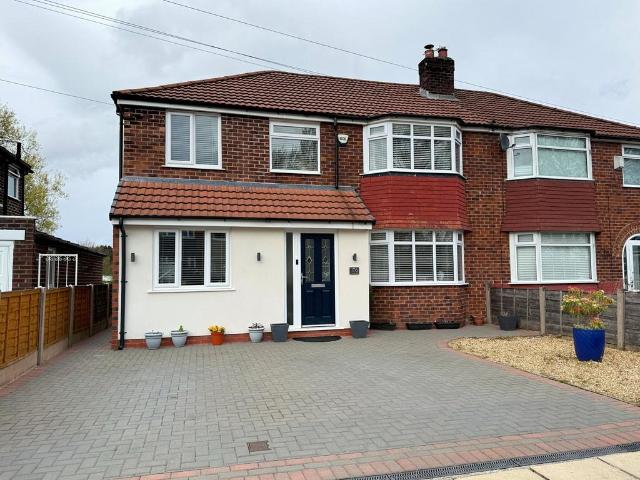 4 bedroom semi detached house for sale