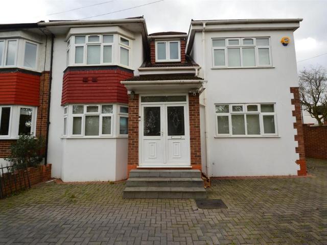4 bedroom semi detached house for sale