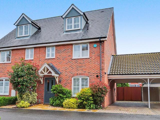4 bedroom semi detached house for sale