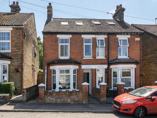 4 bedroom semi detached house for sale