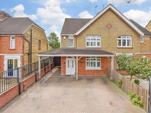 4 bedroom semi detached house for sale