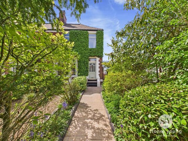 4 bedroom semi detached house for sale