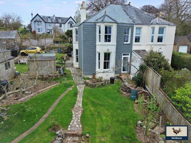 4 bedroom semi detached house for sale
