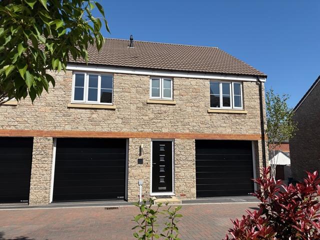4 bedroom semi detached house for sale