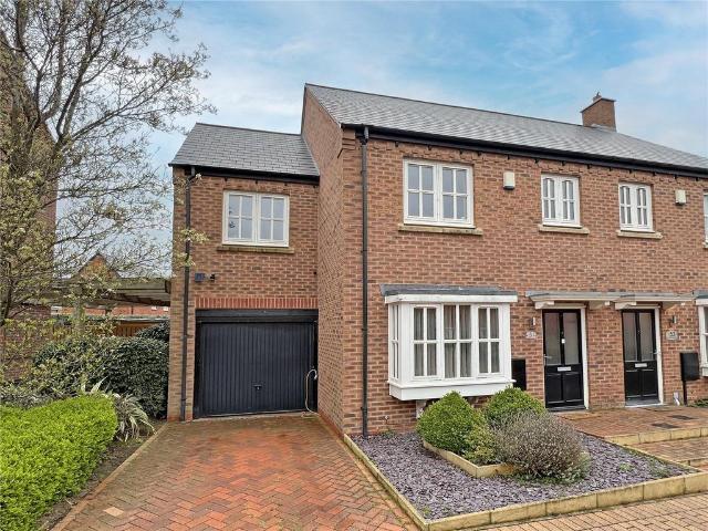 4 bedroom semi detached house for sale