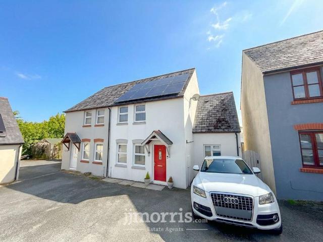 4 bedroom semi detached house for sale