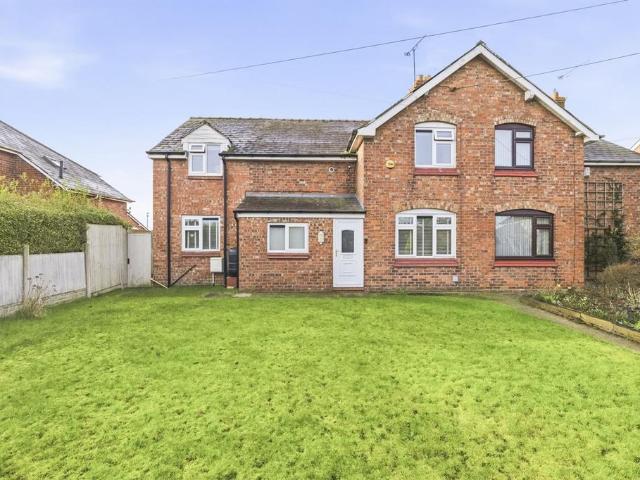 4 bedroom semi detached house for sale