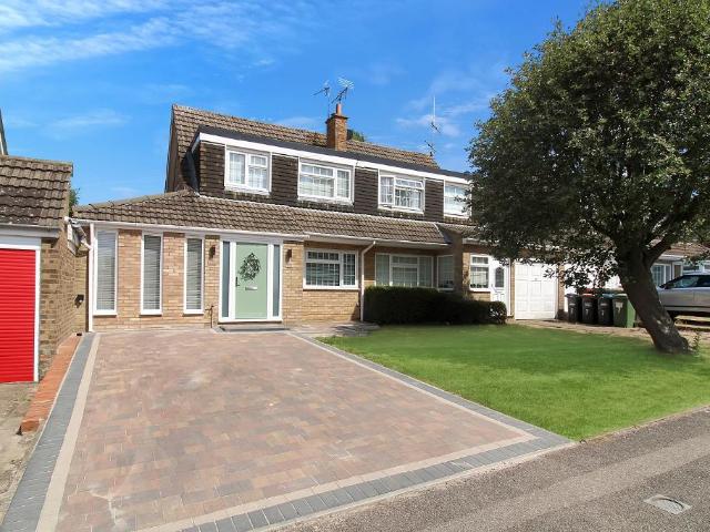 4 bedroom semi detached house for sale
