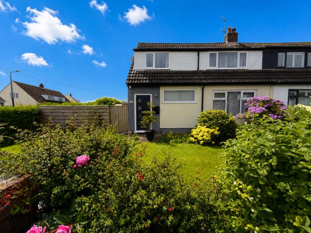 4 bedroom semi detached house for sale