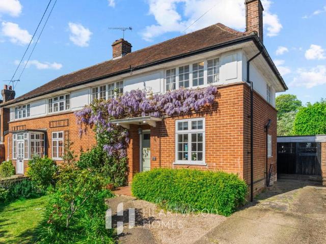 4 bedroom semi detached house for sale