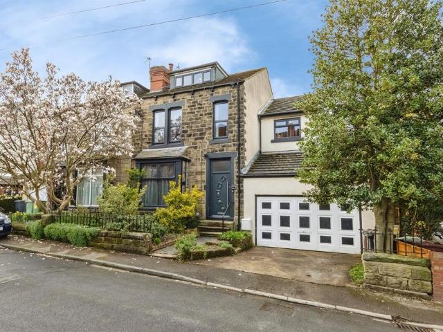 4 bedroom semi detached house for sale