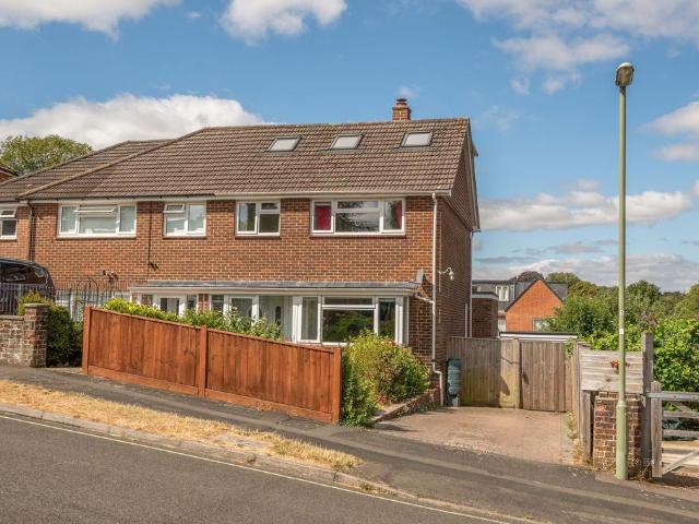 4 bedroom semi detached house for sale