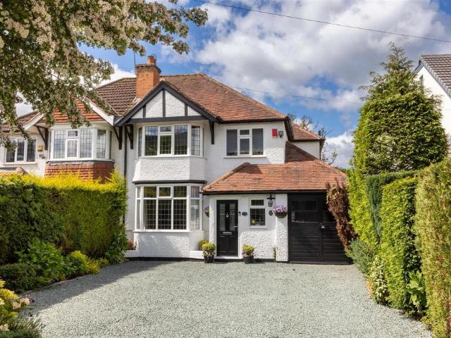 4 bedroom semi detached house for sale