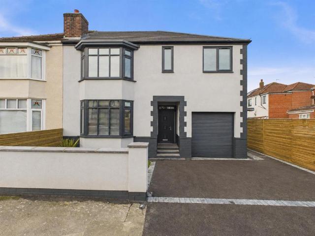 4 bedroom semi detached house for sale