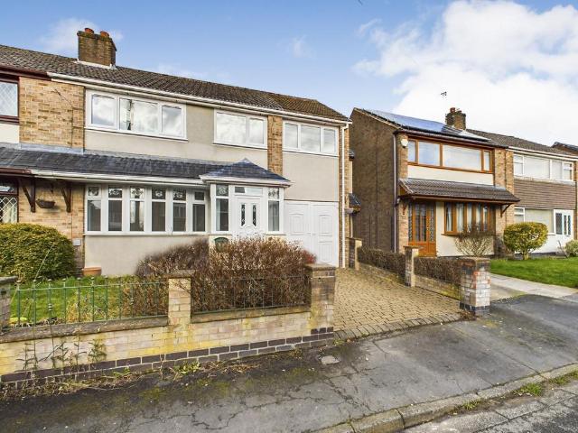 4 bedroom semi detached house for sale