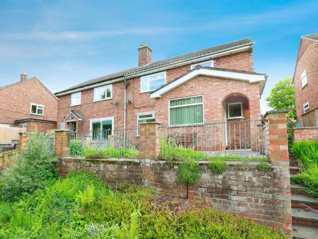 4 bedroom semi detached house for sale