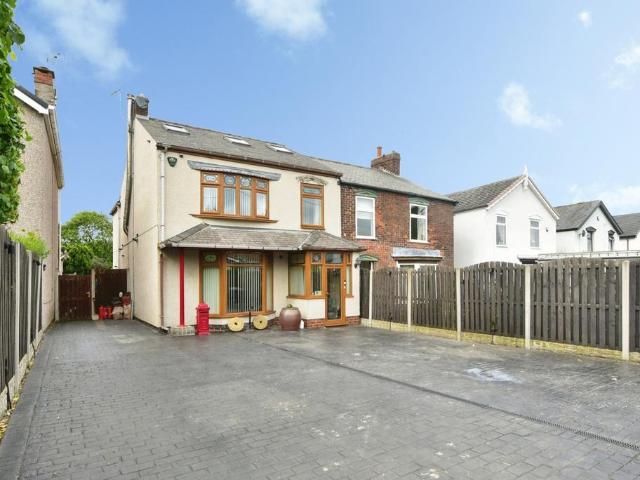4 bedroom semi detached house for sale