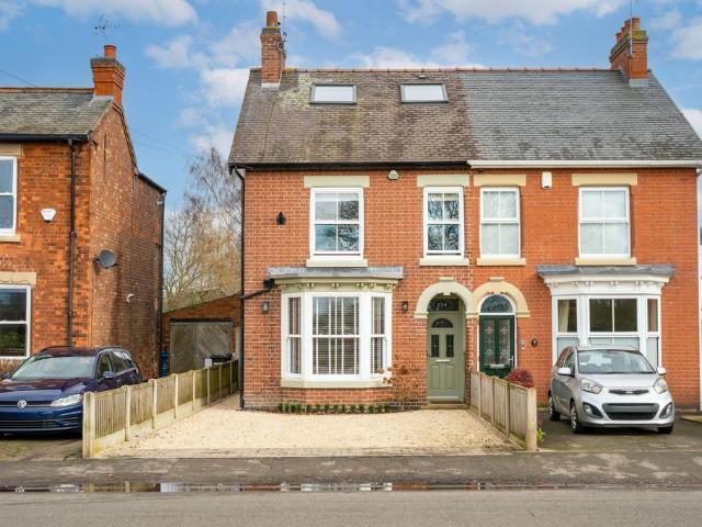 4 bedroom semi detached house for sale