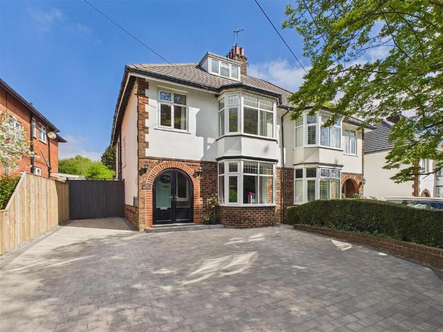 4 bedroom semi detached house for sale