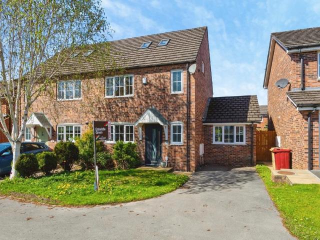 4 bedroom semi detached house for sale