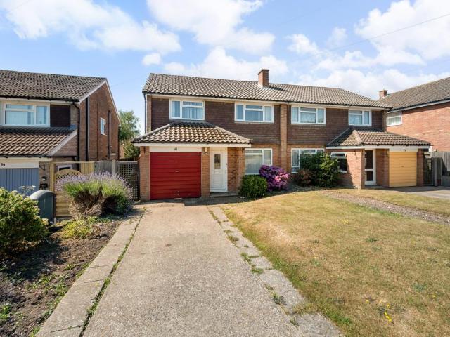 4 bedroom semi detached house for sale