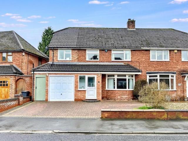 4 bedroom semi detached house for sale