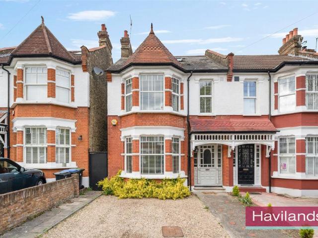 4 bedroom semi detached house for sale