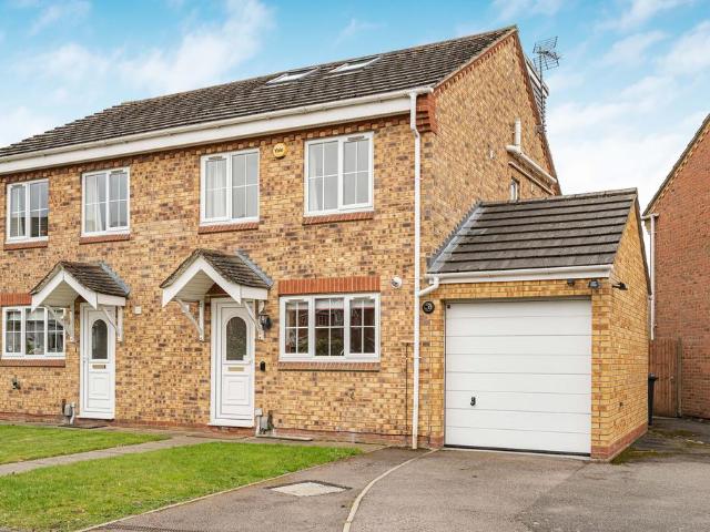 4 bedroom semi detached house for sale