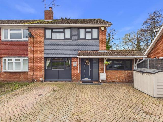 4 bedroom semi detached house for sale