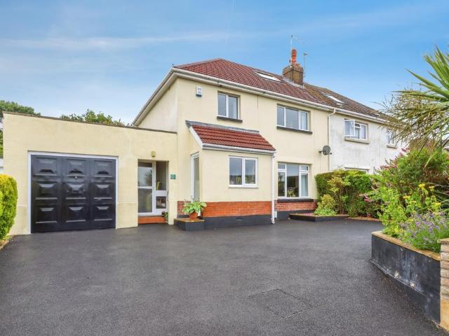 4 bedroom semi detached house for sale