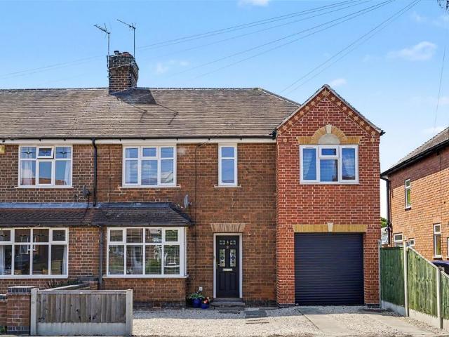 4 bedroom semi detached house for sale