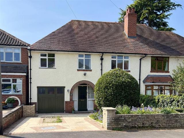 4 bedroom semi detached house for sale