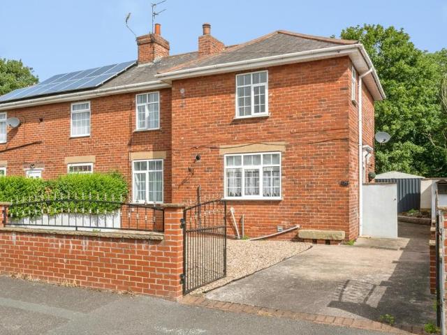 4 bedroom semi detached house for sale