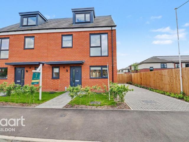 4 bedroom semi detached house for sale