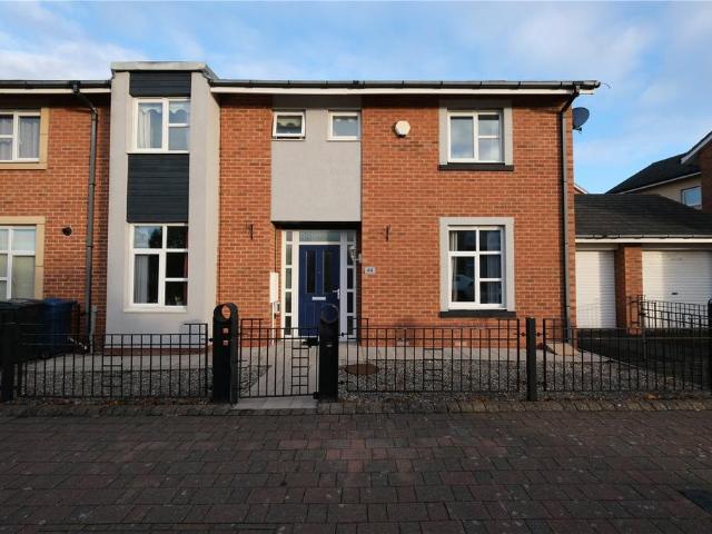 4 bedroom semi detached house for sale