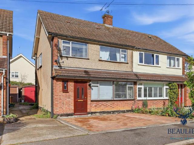 4 bedroom semi detached house for sale