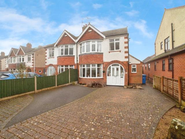4 bedroom semi detached house for sale