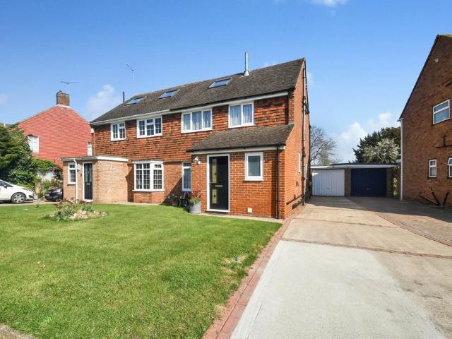 4 bedroom semi detached house for sale