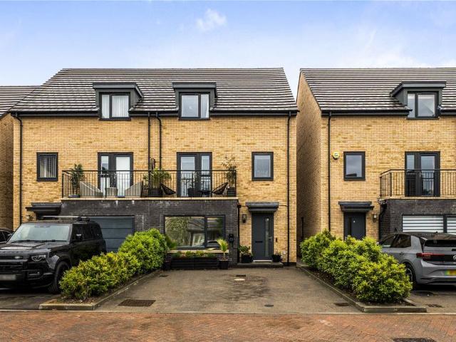 4 bedroom semi detached house for sale